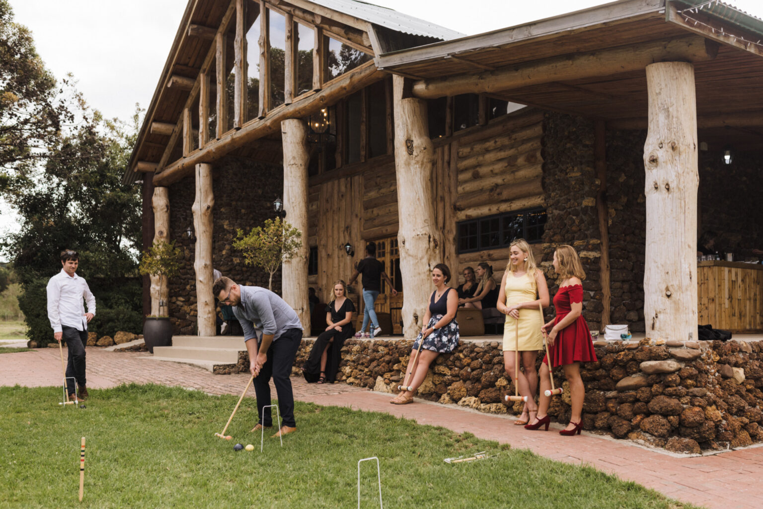 A Rustic Affair: Kerryn & Ryan's Log Cabin Love Story | De Uijlenes